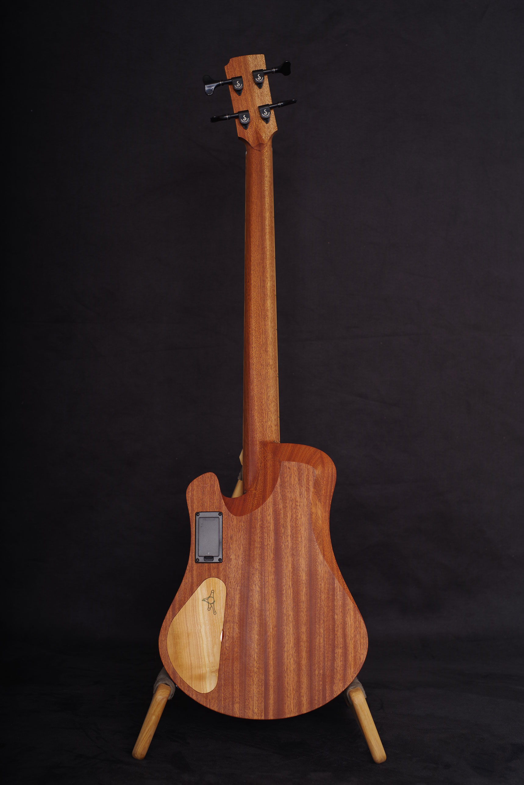 Solar Bass – Gritsch Guitars